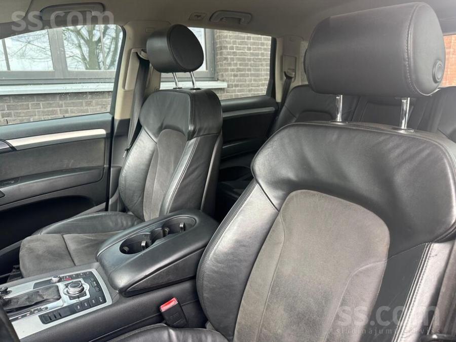Melns Audi Q7 2007 Rīga, ar dzinēja tilpumu 3.00 L un nobraukumu 514 tūkst. km par 4950 €, foto 6 vietnē AUTOMOTO.COM.LV