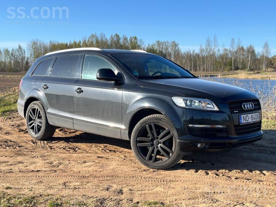 Black Audi Q7 2007 in Daugavpils, with an engine capacity of 3.00 L and mileage of 309 thousand km for 6850 €, photo 3 on AUTOMOTO.COM.LV