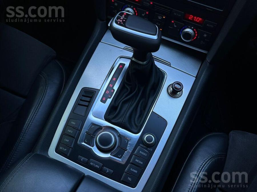 Black Audi Q7 2007 in Daugavpils, with an engine capacity of 3.00 L and mileage of 309 thousand km for 6850 €, photo 11 on AUTOMOTO.COM.LV