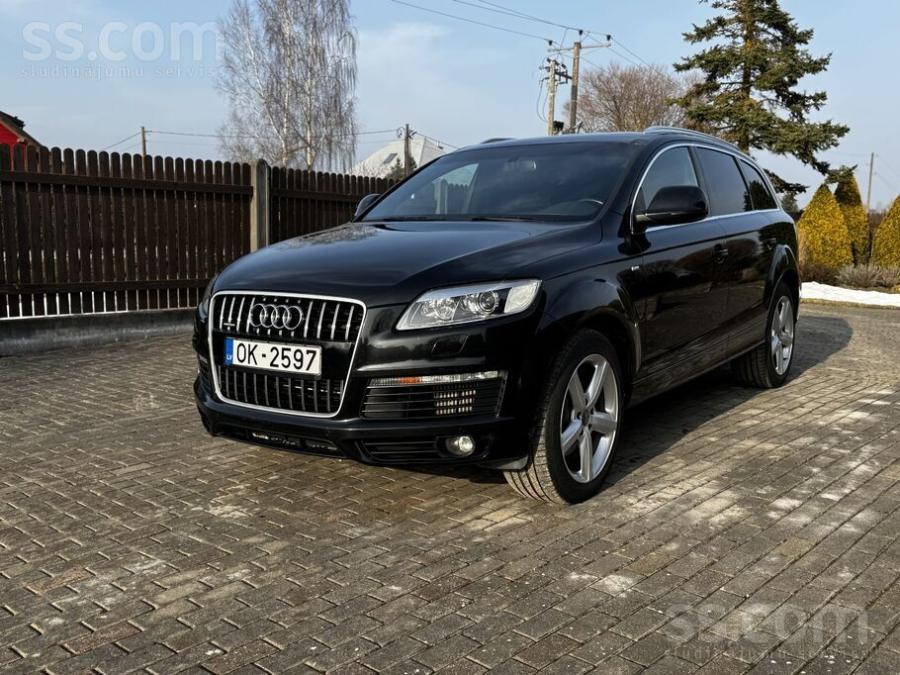 Black Audi Q7 2007 in Riga, with an engine capacity of 3.00 L and mileage of 301 thousand km for 6350 €, photo 1 on AUTOMOTO.COM.LV