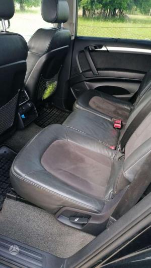 Black Audi Q7 2007 in Kaisiadorys, with an engine capacity of 2.97 L and mileage of 306 thousand km for 6600 €, photo 7 on AUTOMOTO.COM.LV