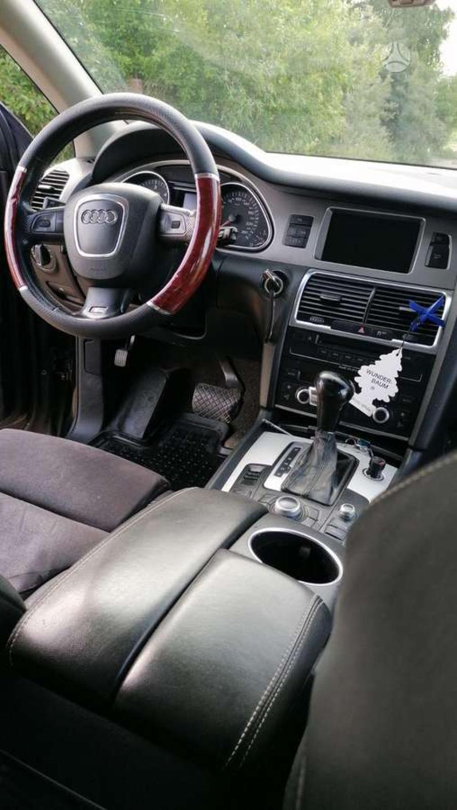 Black Audi Q7 2007 in Kaisiadorys, with an engine capacity of 2.97 L and mileage of 306 thousand km for 6600 €, photo 8 on AUTOMOTO.COM.LV