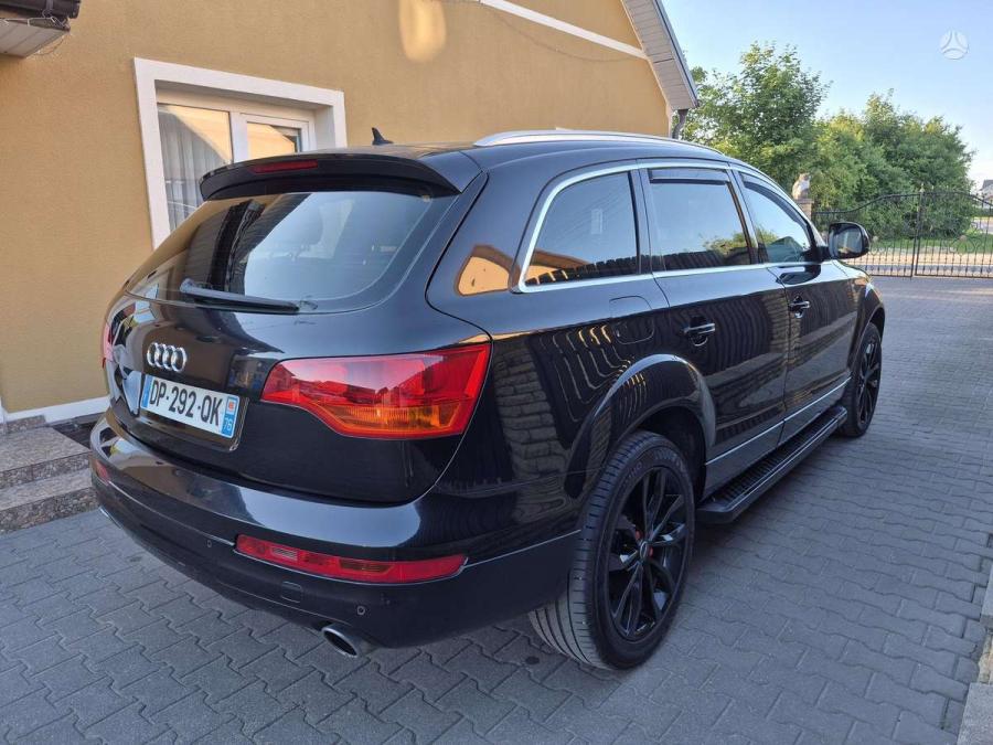 Melns Audi Q7 2007 Viļņa, ar dzinēja tilpumu 2.97 L un nobraukumu 244 tūkst. km par 5999 €, foto 5 vietnē AUTOMOTO.COM.LV