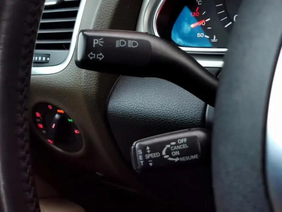Black Audi Q7 2007 in Riga, with an engine capacity of 3.00 L and mileage of 221 thousand km for 9290 €, photo 13 on AUTOMOTO.COM.LV