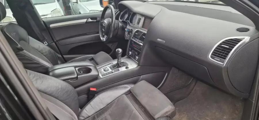 Melns Audi Q7 2007 Valmiera, ar dzinēja tilpumu 3.00 L un nobraukumu 371 tūkst. km par 4800 €, foto 13 vietnē AUTOMOTO.COM.LV