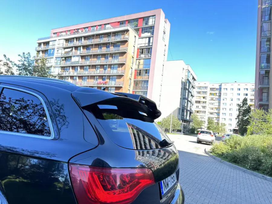 Black Audi Q7 2007 in Riga, with an engine capacity of 3.00 L and mileage of 385 thousand km for 6390 €, photo 3 on AUTOMOTO.COM.LV