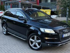 Black Audi Q7 2007 in Riga, with an engine capacity of 3.00 L and mileage of 303 thousand km for 6990 €, photo  on AUTOMOTO.COM.LV