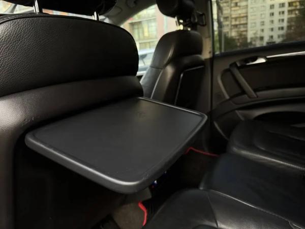 Black Audi Q7 2007 in Riga, with an engine capacity of 3.00 L and mileage of 289 thousand km for 6590 €, photo 9 on AUTOMOTO.COM.LV