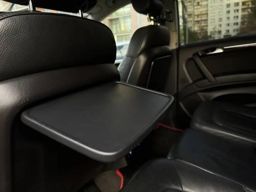Black Audi Q7 2007 in Riga, with an engine capacity of 3.00 L and mileage of 289 thousand km for 6590 €, photo 10 on AUTOMOTO.COM.LV