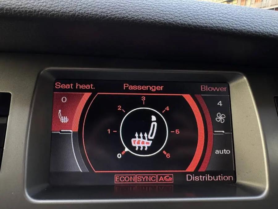 Black Audi Q7 2007 in Riga, with an engine capacity of 3.00 L and mileage of 289 thousand km for 6590 €, photo 13 on AUTOMOTO.COM.LV