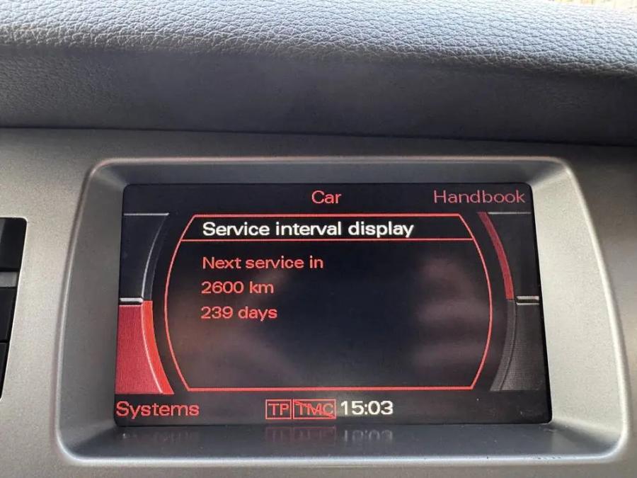 Melns Audi Q7 2007 Rīga, ar dzinēja tilpumu 3.00 L un nobraukumu 329 tūkst. km par 6990 €, foto 13 vietnē AUTOMOTO.COM.LV