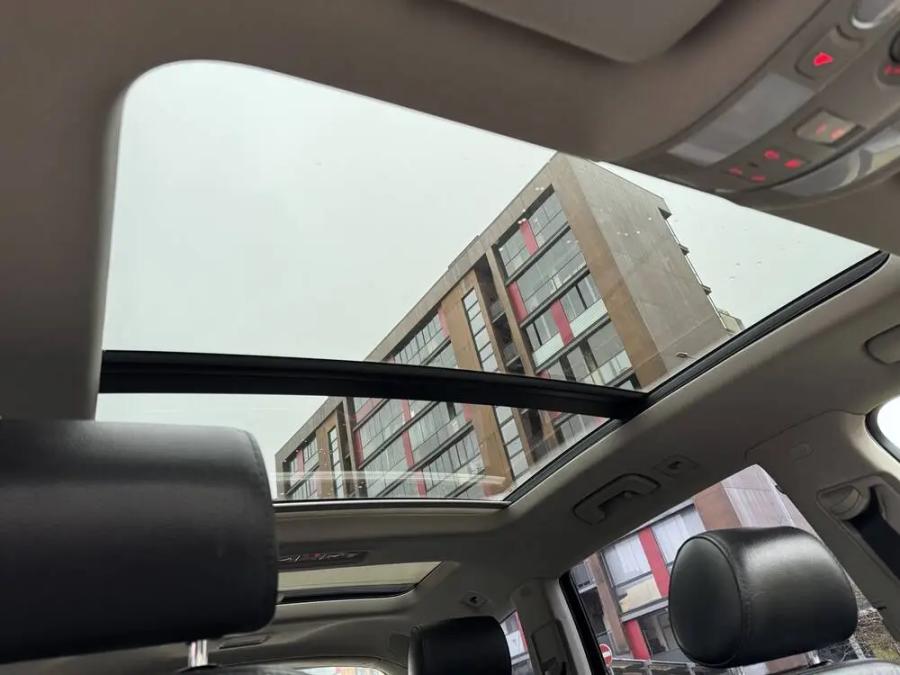 Melns Audi Q7 2007 Rīga, ar dzinēja tilpumu 3.00 L un nobraukumu 329 tūkst. km par 6990 €, foto 24 vietnē AUTOMOTO.COM.LV