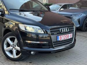 Черный Ауди Ку 7 2007 в Рига, объемом двигателя 3.00 л и пробегом 299 тыс. км за 6990 €, фото 3 на AUTOMOTO.COM.LV