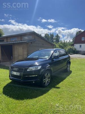 Black Audi Q7 2007 in Cesis, with an engine capacity of 3.60 L and mileage of 221 thousand km for 6500 €, photo 4 on AUTOMOTO.COM.LV