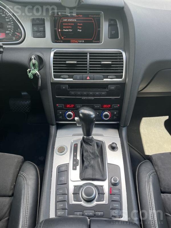 Black Audi Q7 2007 in Cesis, with an engine capacity of 3.60 L and mileage of 221 thousand km for 6500 €, photo 9 on AUTOMOTO.COM.LV