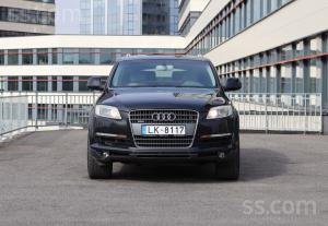 Black Audi Q7 2007 in Riga, with an engine capacity of 3.00 L and mileage of 273 thousand km for 4980 €, photo 3 on AUTOMOTO.COM.LV