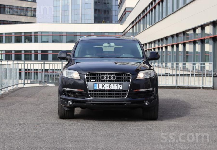 Black Audi Q7 2007 in Riga, with an engine capacity of 3.00 L and mileage of 273 thousand km for 4980 €, photo 3 on AUTOMOTO.COM.LV