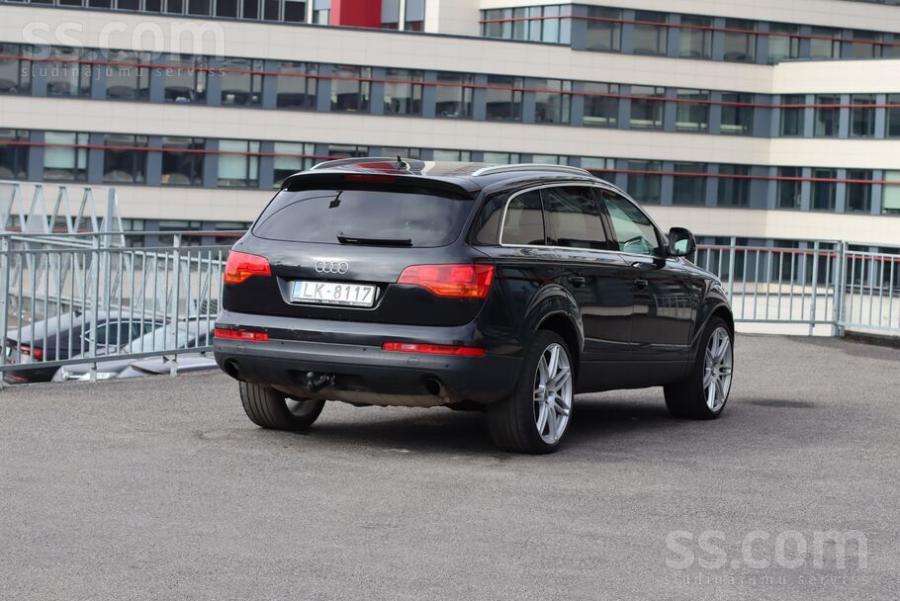Black Audi Q7 2007 in Riga, with an engine capacity of 3.00 L and mileage of 273 thousand km for 4980 €, photo 7 on AUTOMOTO.COM.LV