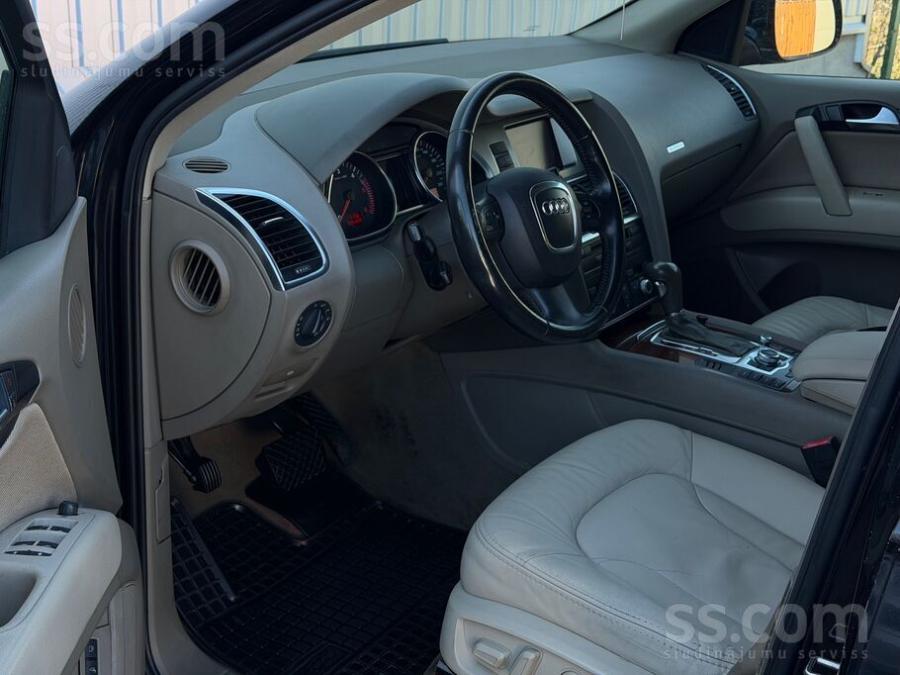 Black Audi Q7 2007 in Riga, with an engine capacity of 3.00 L and mileage of 273 thousand km for 4980 €, photo 8 on AUTOMOTO.COM.LV