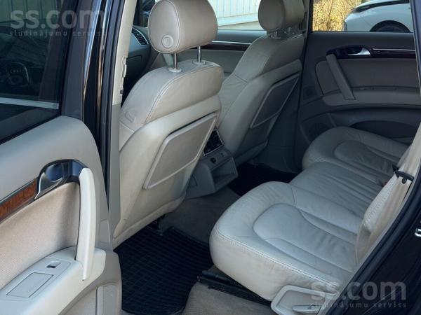 Черный Ауди Ку 7 2007 в Рига, объемом двигателя 3.00 л и пробегом 273 тыс. км за 4980 €, фото 10 на AUTOMOTO.COM.LV