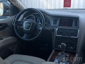 Black Audi Q7 2007 in Riga, with an engine capacity of 3.00 L and mileage of 273 thousand km for 4980 €, photo 14 on AUTOMOTO.COM.LV