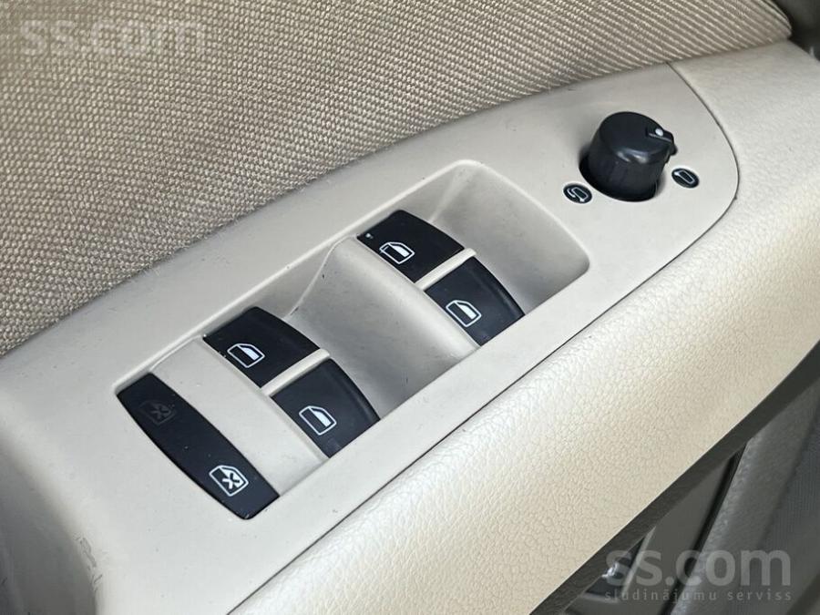 Black Audi Q7 2007 in Rezekne, with an engine capacity of 3.00 L and mileage of 476 thousand km for 4950 €, photo 14 on AUTOMOTO.COM.LV