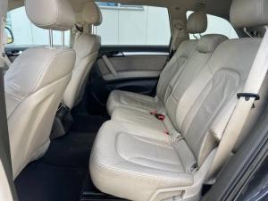 Black Audi Q7 2007 in Rezekne, with an engine capacity of 3.00 L and mileage of 476 thousand km for 4950 €, photo 12 on AUTOMOTO.COM.LV
