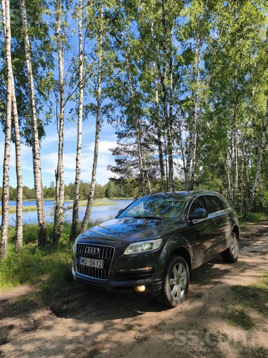 Black Audi Q7 2007 in Riga, with an engine capacity of 3.00 L and mileage of 349 thousand km for 5899 €, photo 10 on AUTOMOTO.COM.LV
