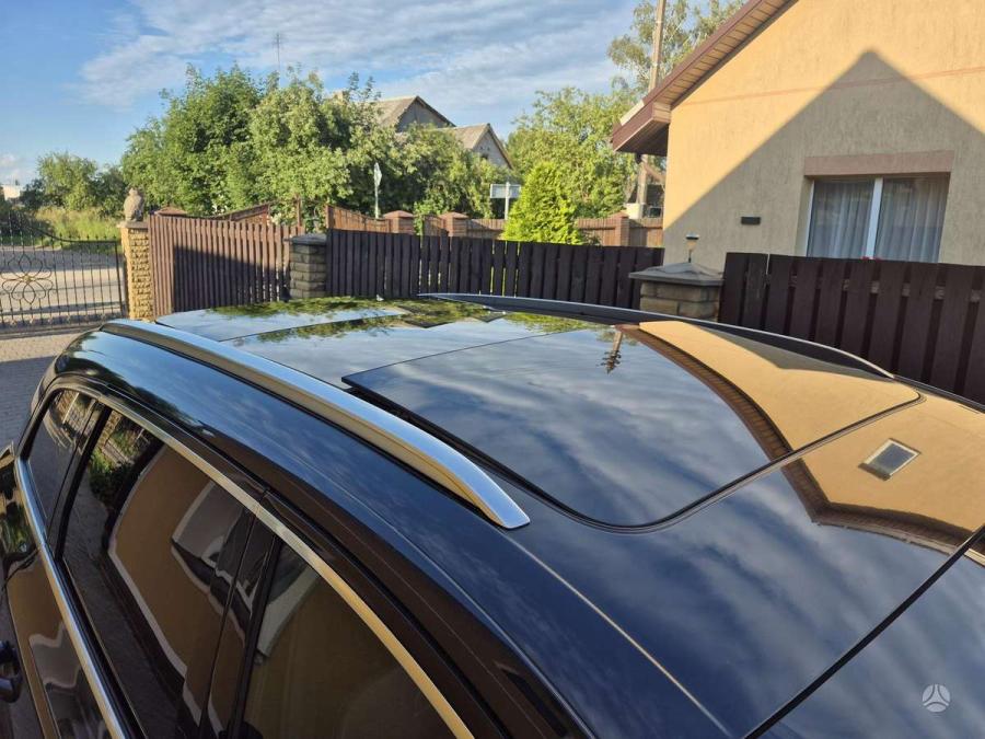 Black Audi Q7 2007 in Vilnius, with an engine capacity of 4.20 L and mileage of 365 thousand km for 5500 €, photo 16 on AUTOMOTO.COM.LV