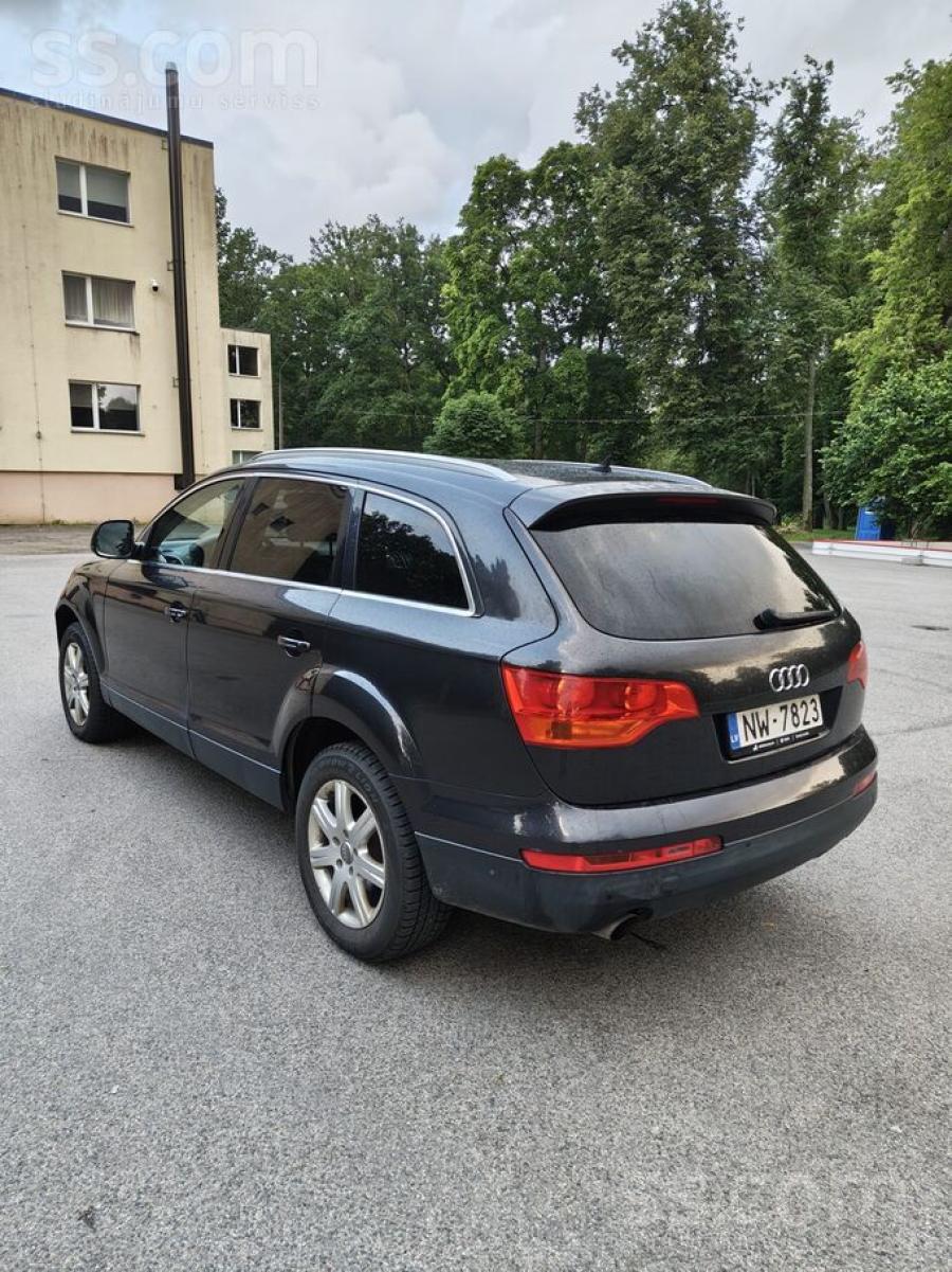 Melns Audi Q7 2007 Ogre, ar dzinēja tilpumu 3.00 L un nobraukumu 236 tūkst. km par 5999 €, foto 4 vietnē AUTOMOTO.COM.LV