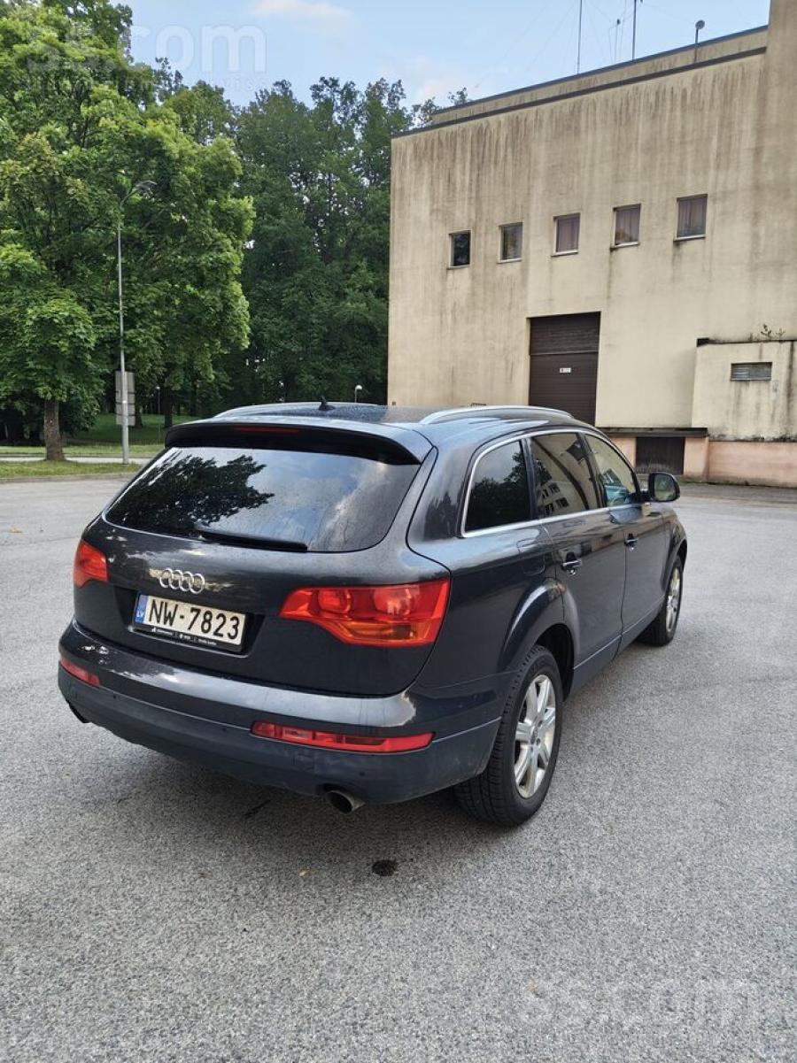 Melns Audi Q7 2007 Ogre, ar dzinēja tilpumu 3.00 L un nobraukumu 236 tūkst. km par 5999 €, foto 6 vietnē AUTOMOTO.COM.LV