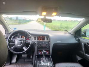 Black Audi Q7 2007 in Pasvalys, with an engine capacity of 2.97 L and mileage of 277 thousand km for 4150 €, photo 13 on AUTOMOTO.COM.LV
