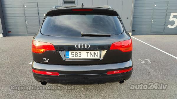 Black Audi Q7 2007 in Tallinn, with an engine capacity of 3.00 L and mileage of 350 thousand km for 4500 €, photo 8 on AUTOMOTO.COM.LV