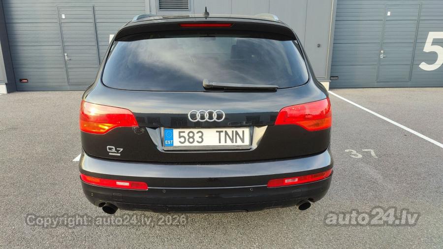 Melns Audi Q7 2007 Tallina, ar dzinēja tilpumu 3.00 L un nobraukumu 350 tūkst. km par 4500 €, foto 9 vietnē AUTOMOTO.COM.LV