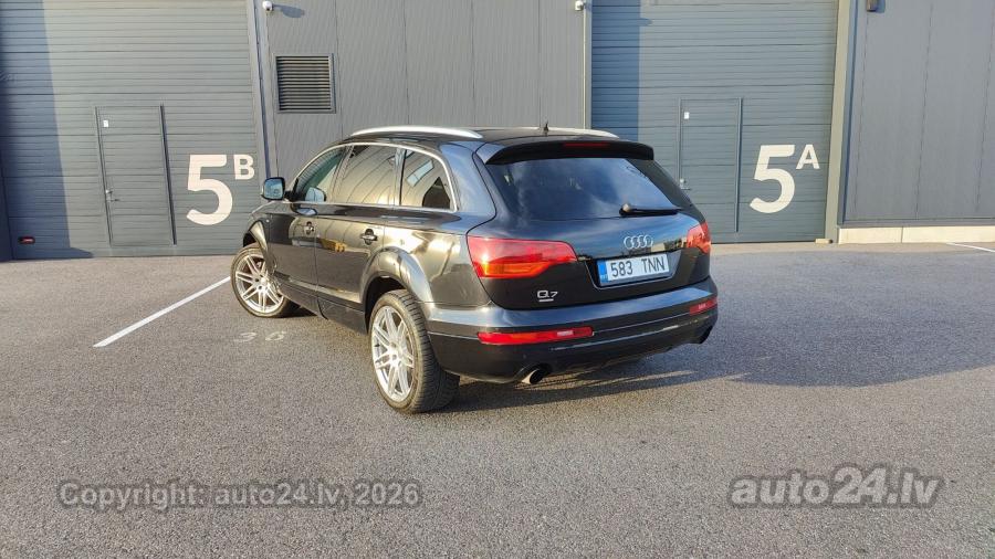 Melns Audi Q7 2007 Tallina, ar dzinēja tilpumu 3.00 L un nobraukumu 350 tūkst. km par 4500 €, foto 10 vietnē AUTOMOTO.COM.LV