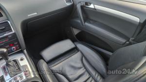 Melns Audi Q7 2007 Tallina, ar dzinēja tilpumu 3.00 L un nobraukumu 350 tūkst. km par 4500 €, foto 15 vietnē AUTOMOTO.COM.LV