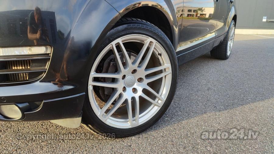 Melns Audi Q7 2007 Tallina, ar dzinēja tilpumu 3.00 L un nobraukumu 350 tūkst. km par 4500 €, foto 30 vietnē AUTOMOTO.COM.LV