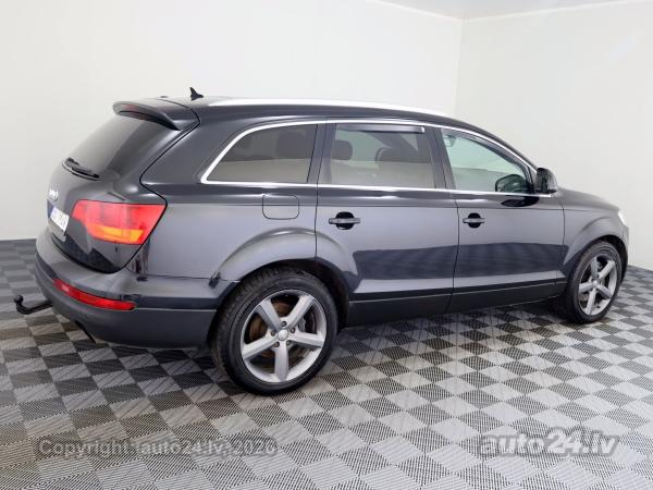 Black Audi Q7 2007 in Tallinn, with an engine capacity of 3.00 L and mileage of 369 thousand km for 3499 €, photo 3 on AUTOMOTO.COM.LV