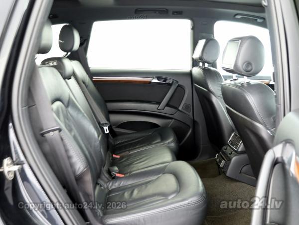Black Audi Q7 2007 in Tallinn, with an engine capacity of 3.00 L and mileage of 369 thousand km for 3499 €, photo 7 on AUTOMOTO.COM.LV