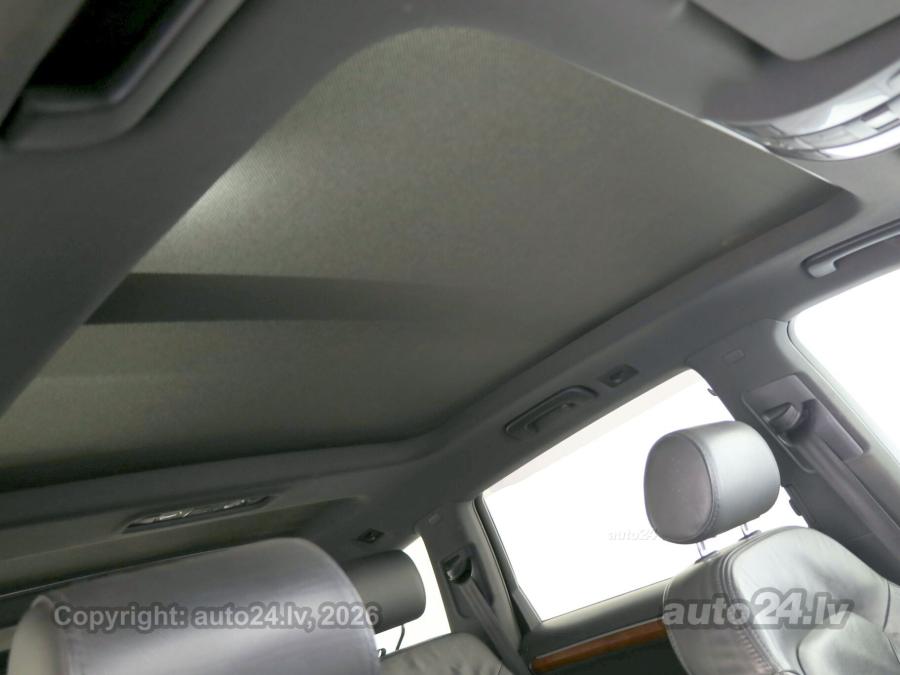 Black Audi Q7 2007 in Tallinn, with an engine capacity of 3.00 L and mileage of 369 thousand km for 3499 €, photo 9 on AUTOMOTO.COM.LV