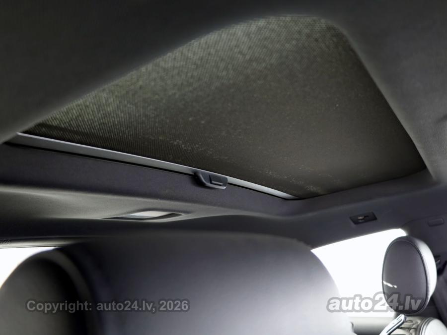 Black Audi Q7 2007 in Tallinn, with an engine capacity of 3.00 L and mileage of 369 thousand km for 3499 €, photo 10 on AUTOMOTO.COM.LV