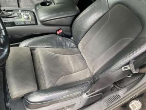 Melns Audi Q7 2007 Joniškis, ar dzinēja tilpumu 4.13 L un nobraukumu 327 tūkst. km par 9900 €, foto 12 vietnē AUTOMOTO.COM.LV
