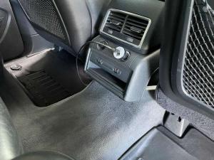 Melns Audi Q7 2007 Joniškis, ar dzinēja tilpumu 4.13 L un nobraukumu 327 tūkst. km par 9900 €, foto 16 vietnē AUTOMOTO.COM.LV