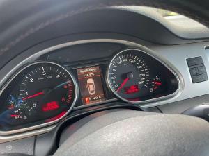 Melns Audi Q7 2007 Joniškis, ar dzinēja tilpumu 4.13 L un nobraukumu 327 tūkst. km par 9900 €, foto 20 vietnē AUTOMOTO.COM.LV