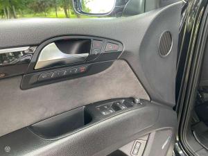 Melns Audi Q7 2007 Joniškis, ar dzinēja tilpumu 4.13 L un nobraukumu 327 tūkst. km par 9900 €, foto 23 vietnē AUTOMOTO.COM.LV