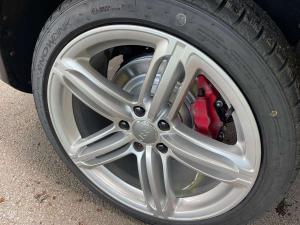 Melns Audi Q7 2007 Joniškis, ar dzinēja tilpumu 4.13 L un nobraukumu 327 tūkst. km par 9900 €, foto 28 vietnē AUTOMOTO.COM.LV