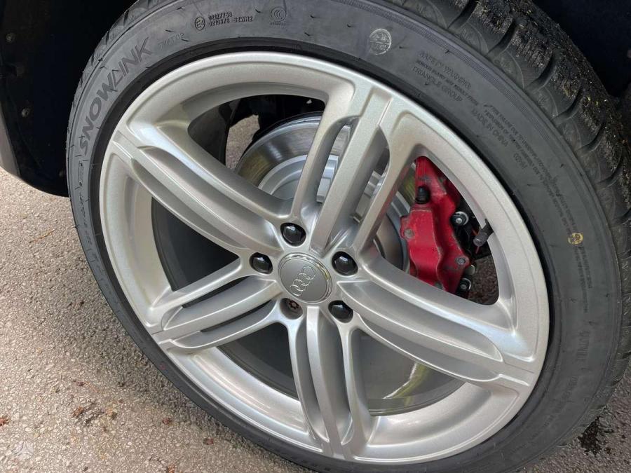 Melns Audi Q7 2007 Joniškis, ar dzinēja tilpumu 4.13 L un nobraukumu 327 tūkst. km par 9900 €, foto 28 vietnē AUTOMOTO.COM.LV