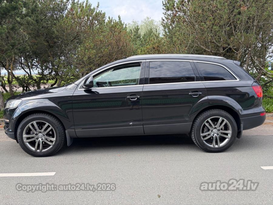 Black Audi Q7 2007 in Tallinn, with an engine capacity of 3.00 L and mileage of 305 thousand km for 5799 €, photo 8 on AUTOMOTO.COM.LV