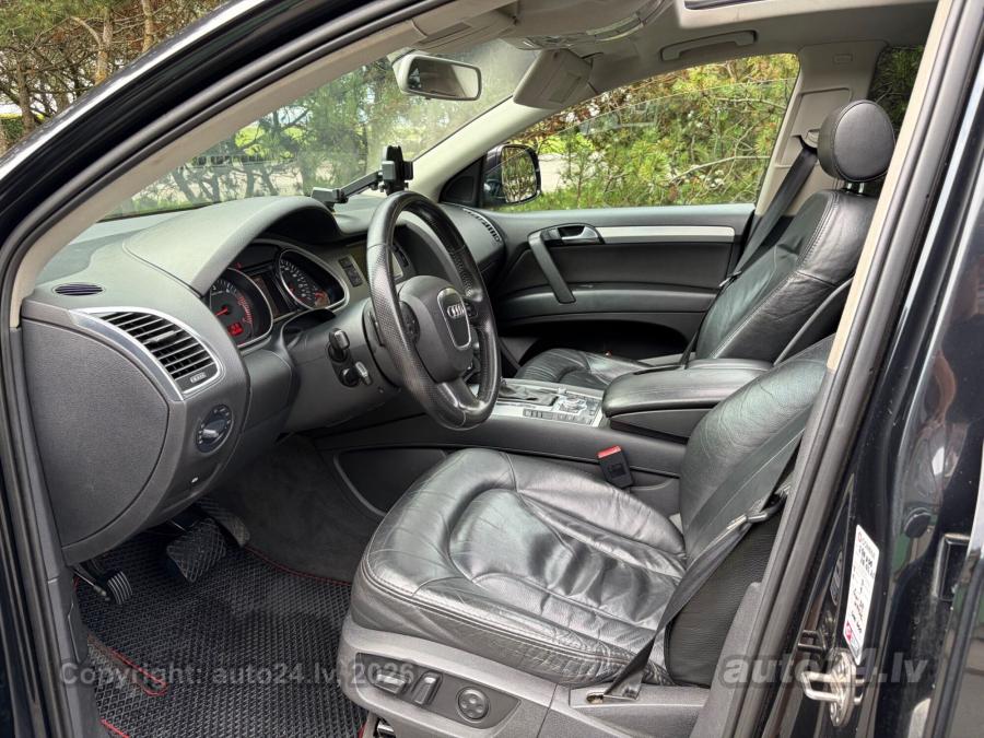 Black Audi Q7 2007 in Tallinn, with an engine capacity of 3.00 L and mileage of 305 thousand km for 5799 €, photo 11 on AUTOMOTO.COM.LV