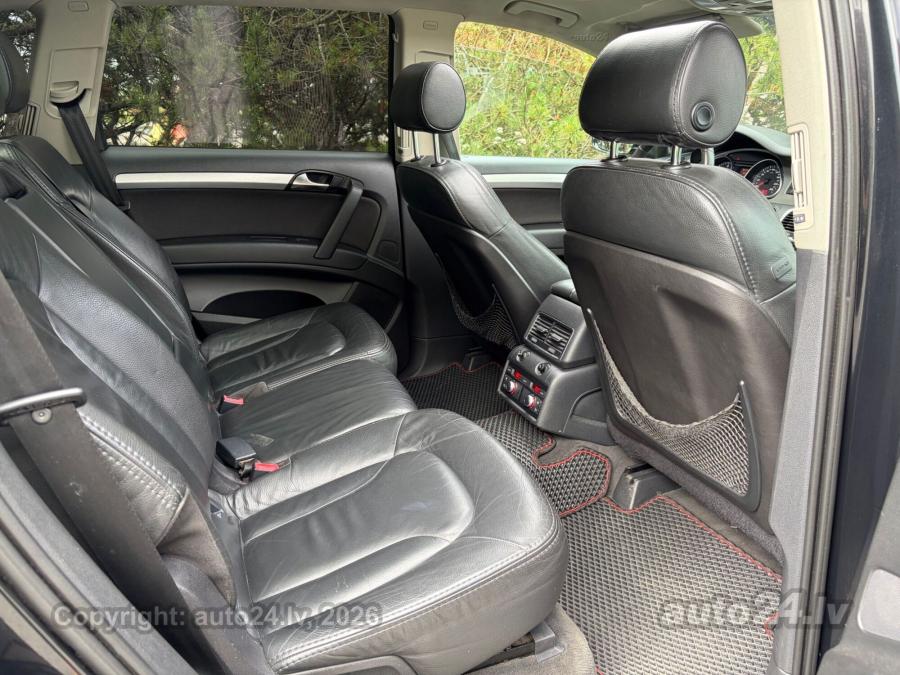 Black Audi Q7 2007 in Tallinn, with an engine capacity of 3.00 L and mileage of 305 thousand km for 5799 €, photo 13 on AUTOMOTO.COM.LV
